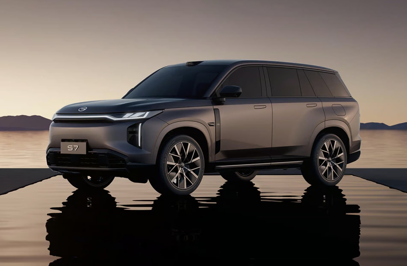 GAC S7 PHEV 2025 chính thức hé lộ: Thiết kế giống Range Rover, tầm hoạt động vượt 1.000 km ...
