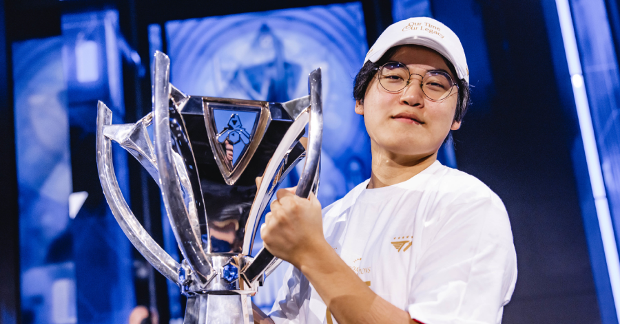 Một hình ảnh mới của Gumayusi đã khiến người hâm mộ lo lắng về việc anh sẽ đi theo con đường ...