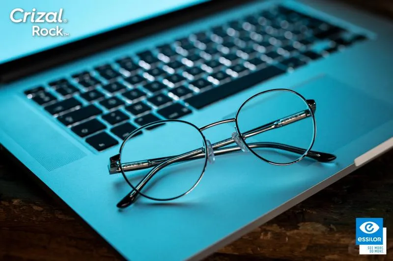 Top 5 New Generation Blue Light Protection Lenses from Essilor - Mytour.vn