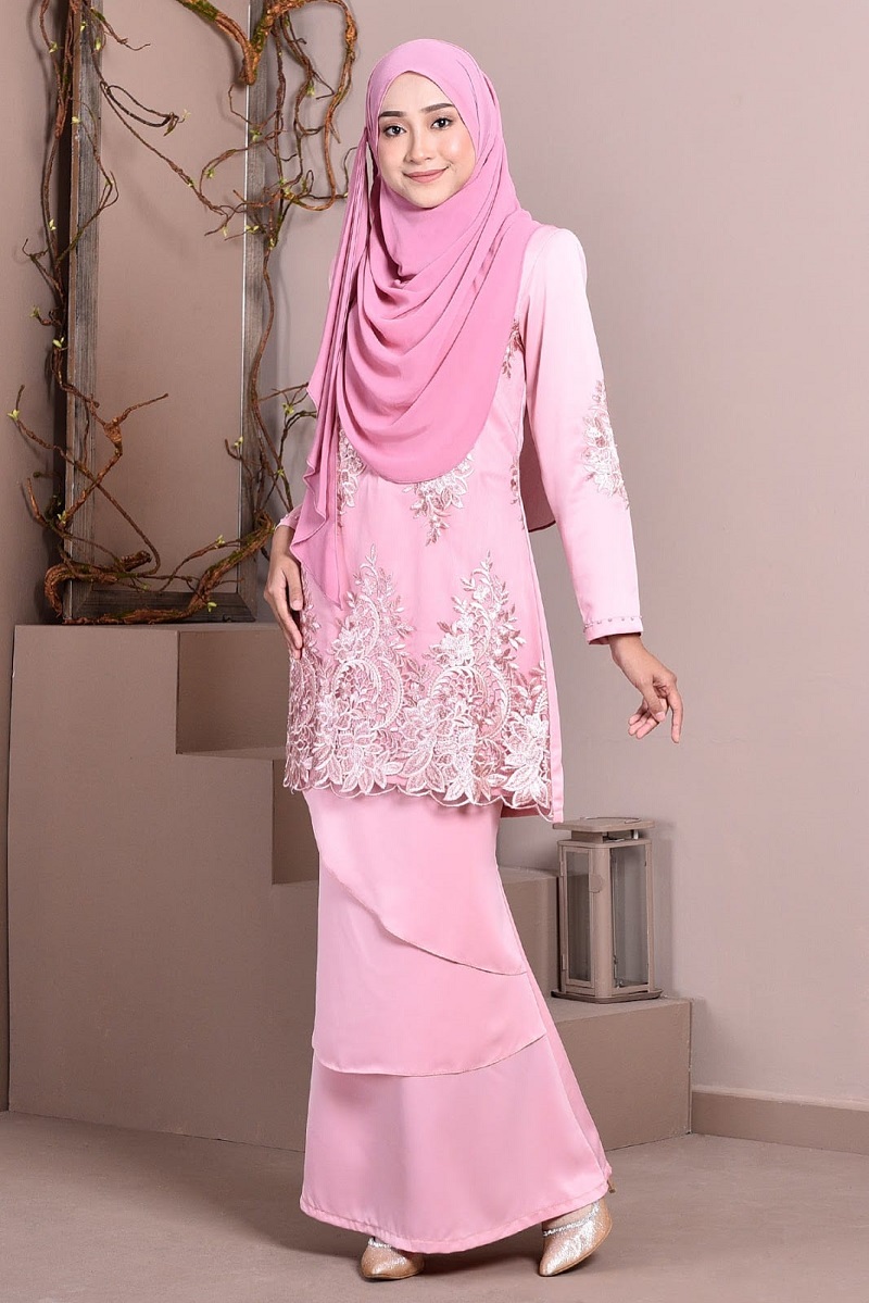 Explore the traditional clothing of Malaysia – a unique cultural beauty ...