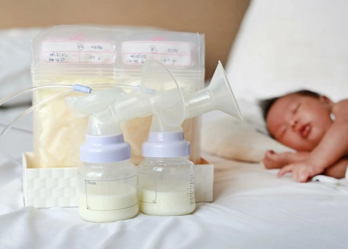 The Scientific Way to Feed Your Baby with Expressed Breast Milk | Mytour