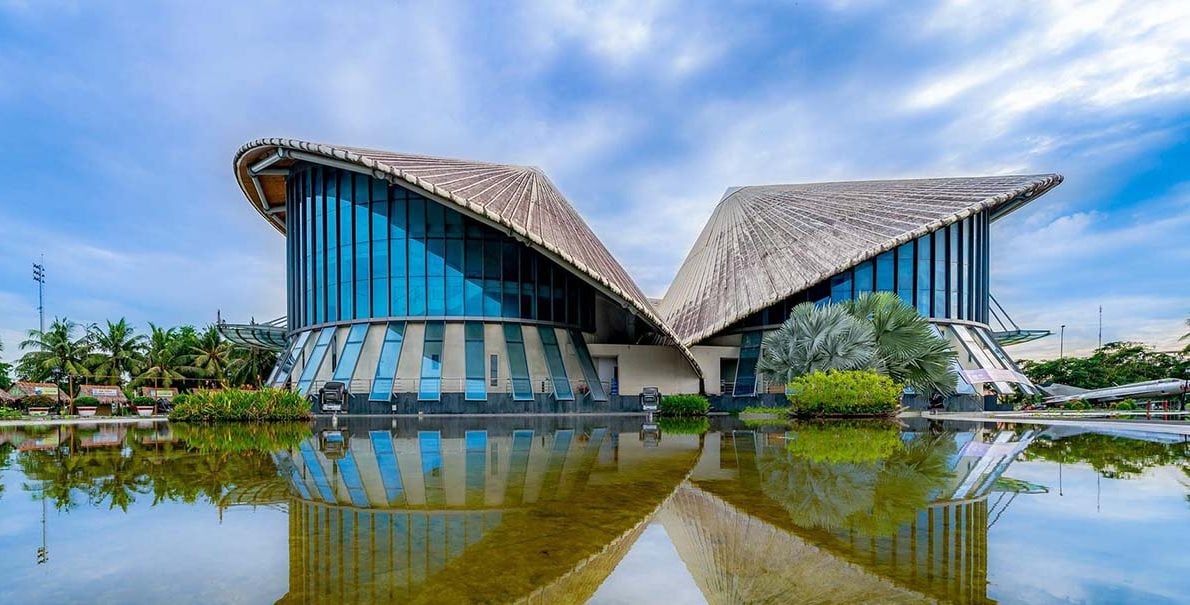 The Cao Văn Lầu Theater, a cultural symbol of Bạc Liêu, is an iconic ...
