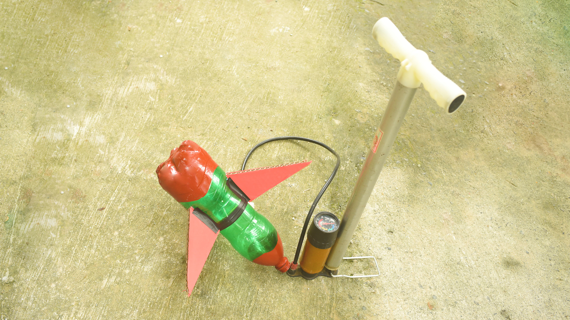 How to Create a Plastic Bottle Rocket (with Pictures) – Mytour