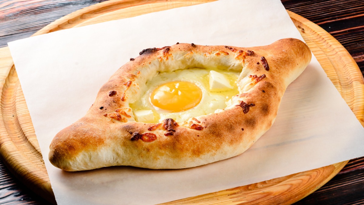 Create a Simple Khachapuri Using Store-Bought Pizza Dough | Mytour