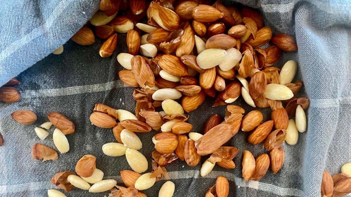 Blanching Almonds: A Quick and Easy Guide | Mytour