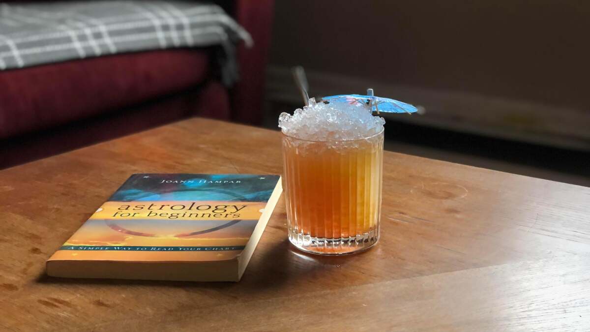 Unleash your eccentric side with the Age of Aquarius cocktail | Mytour