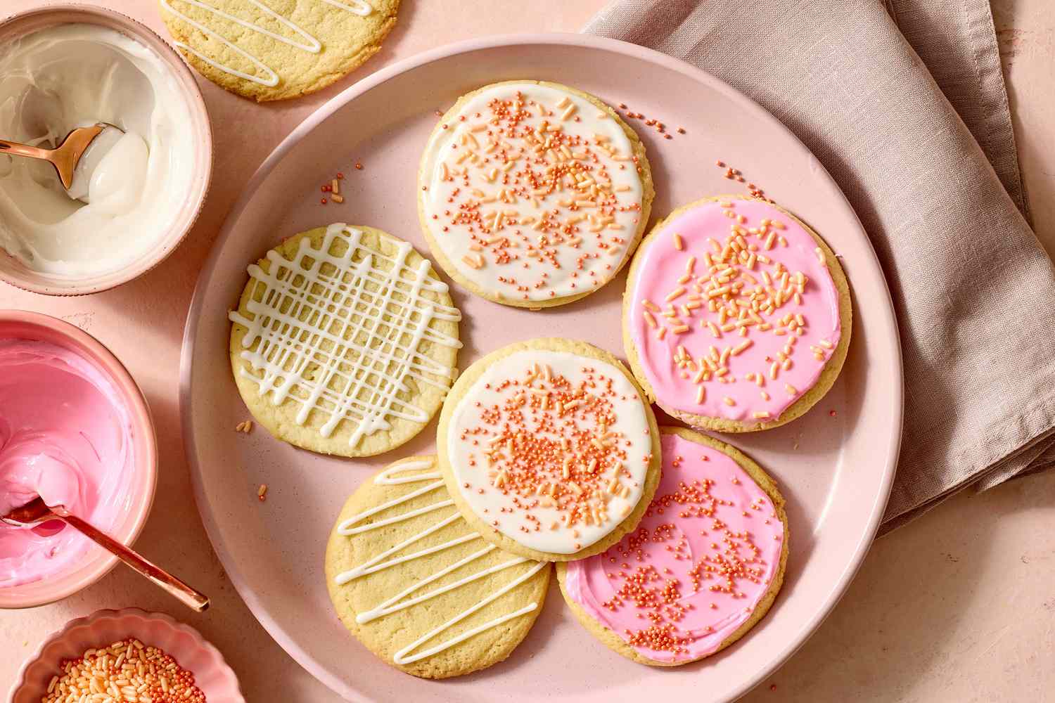 Discover the perfect royal icing recipe to decorate cookies like a pro ...