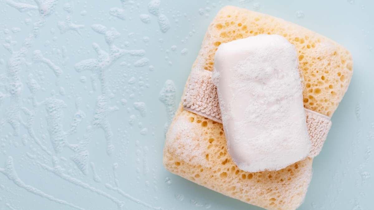 How to Properly Clean Your Belly Button | Mytour