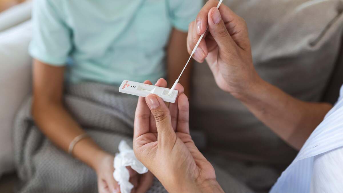 Steps to Take When Experiencing COVID Symptoms Despite a Negative At ...