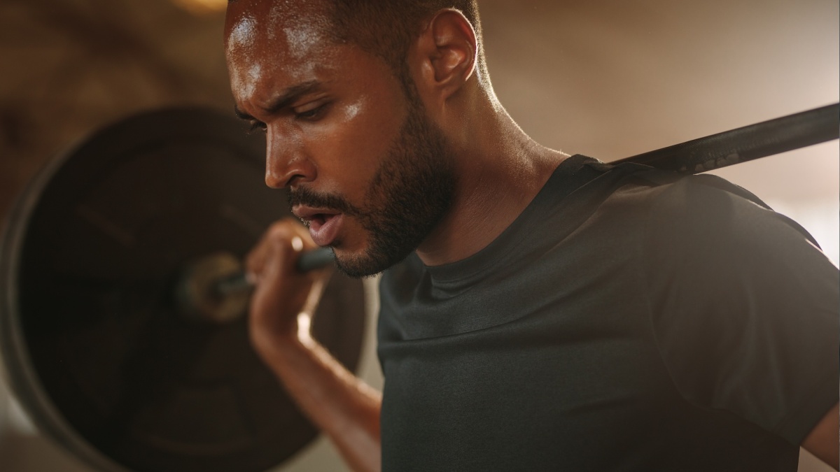 Mastering the Art of Squatting Without a Squat Rack | Mytour