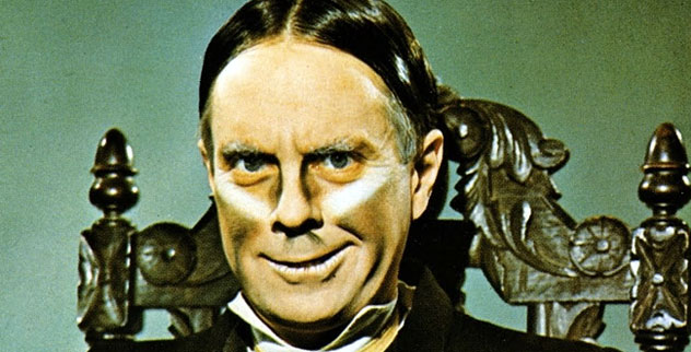 Top 10 Horror Hosts on TV - Mytour