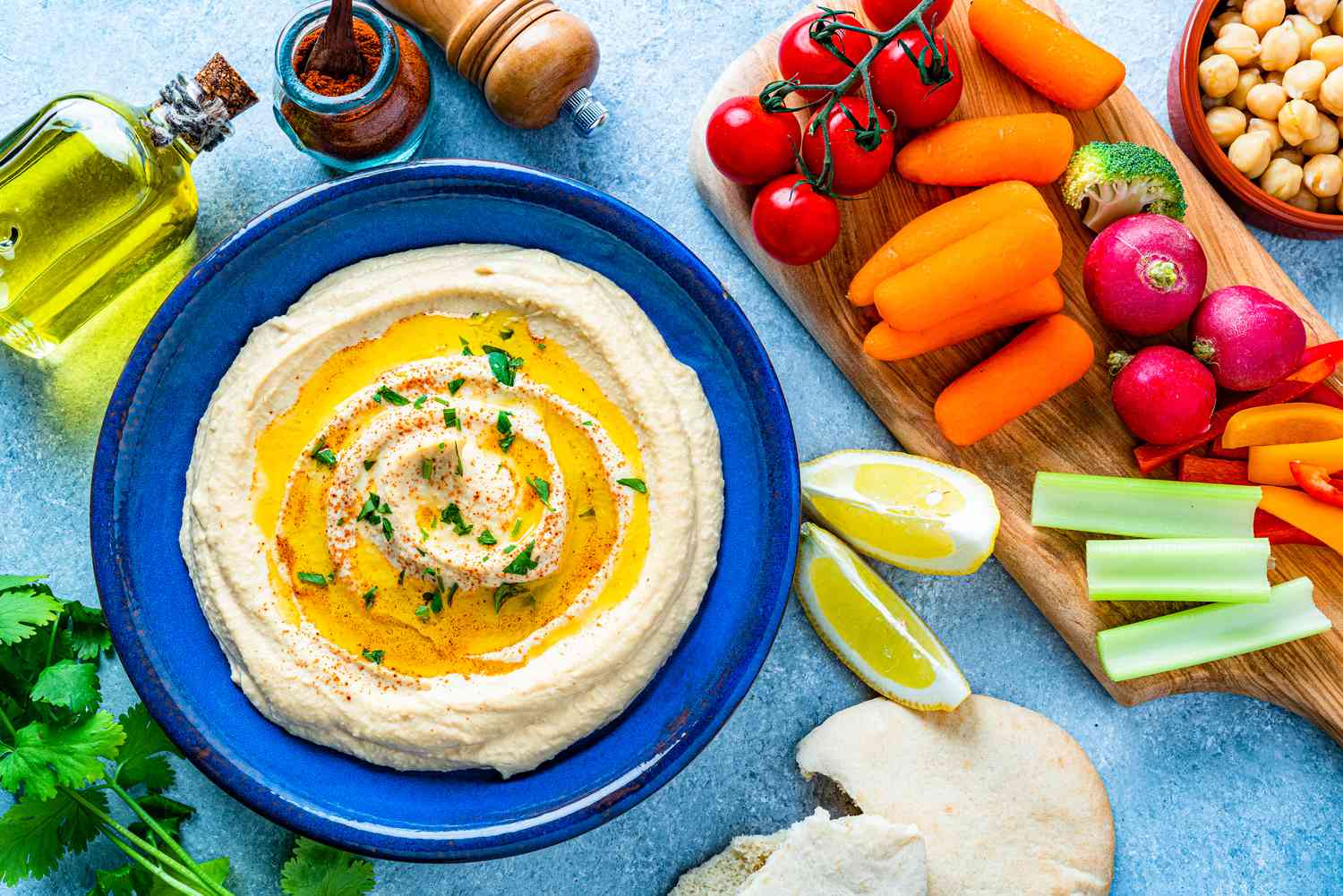 The Perfect Moment for Daily Snacking, According to Nutrition Experts