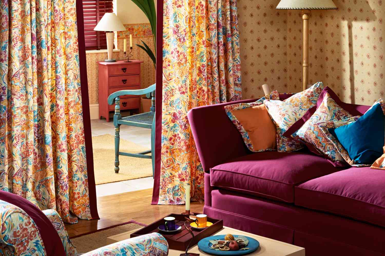 8 Retro Design Trends Set to Dominate 2025