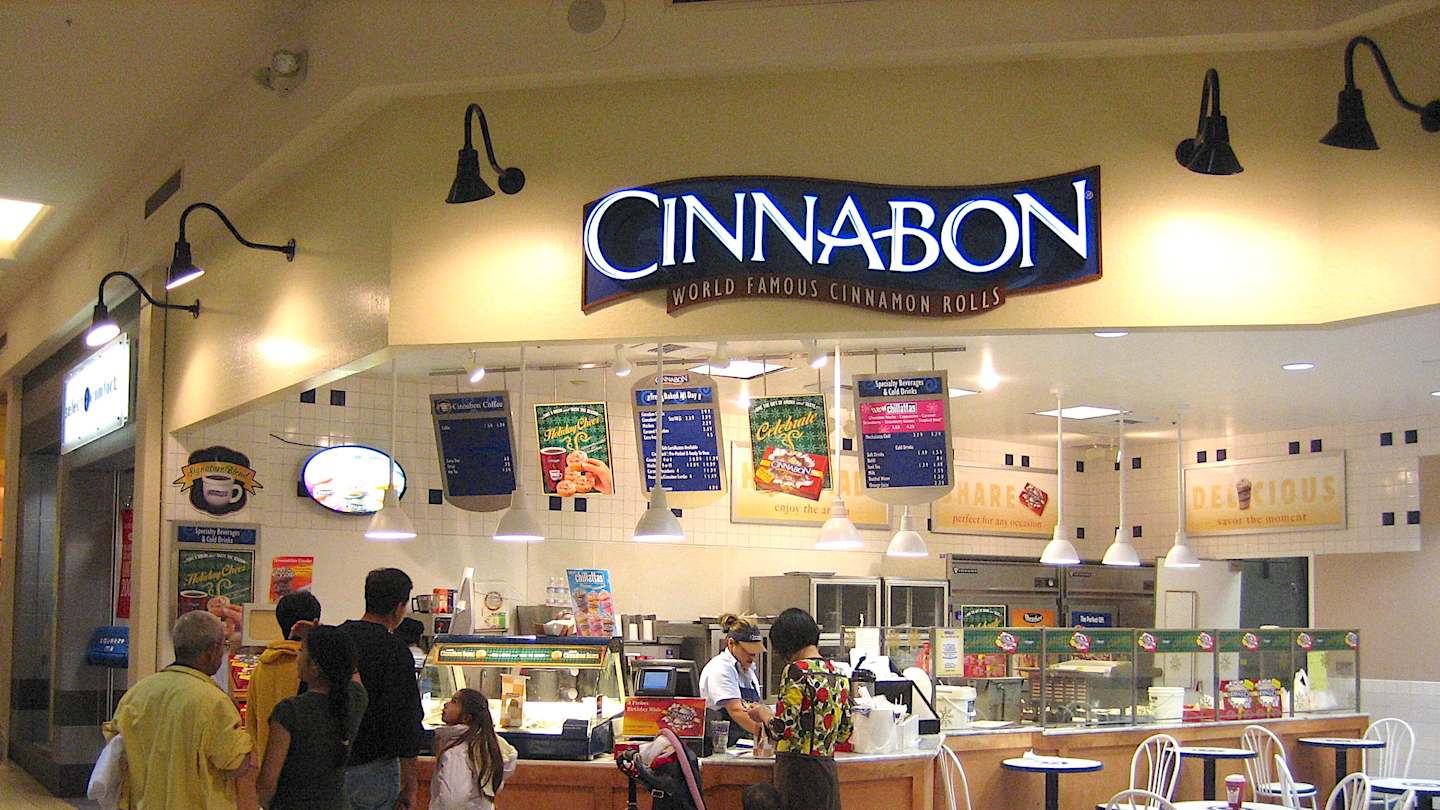 9 Fascinating Facts About Cinnabon You Probably Didn’t Know