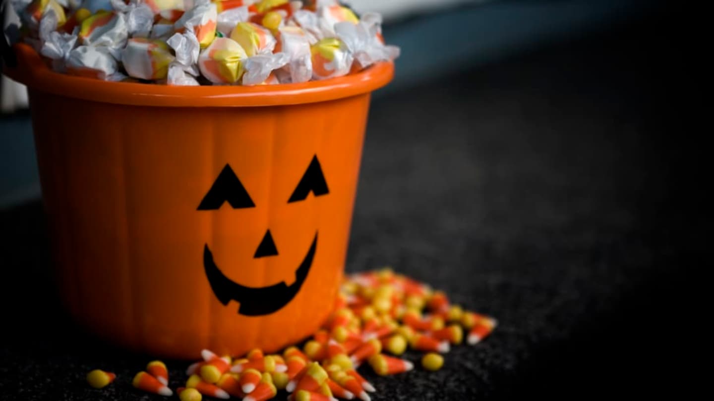 Here’s how long you can store your Halloween candy before it spoils.