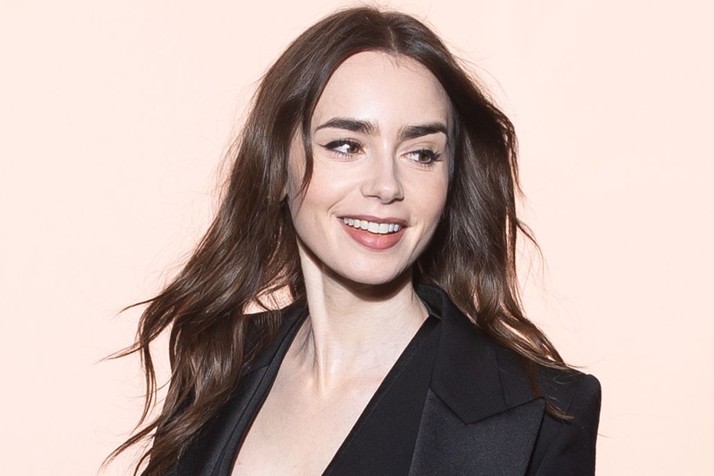 Lily Collins debuts a chic new brunette bob—and we're totally in love ...