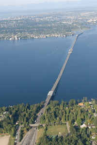 Understanding the Mechanics of Floating Bridges | Mytour