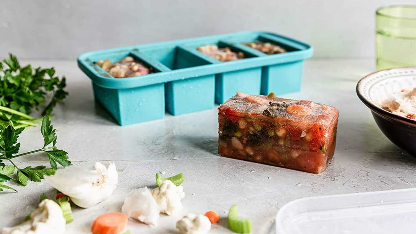 8 Essential Kitchen Gadgets to Simplify Your Meal Preparation