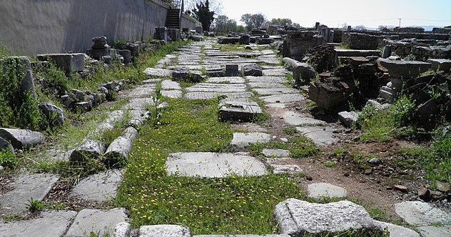 Discover the fascinating secrets of ancient roads—more than just simple ...