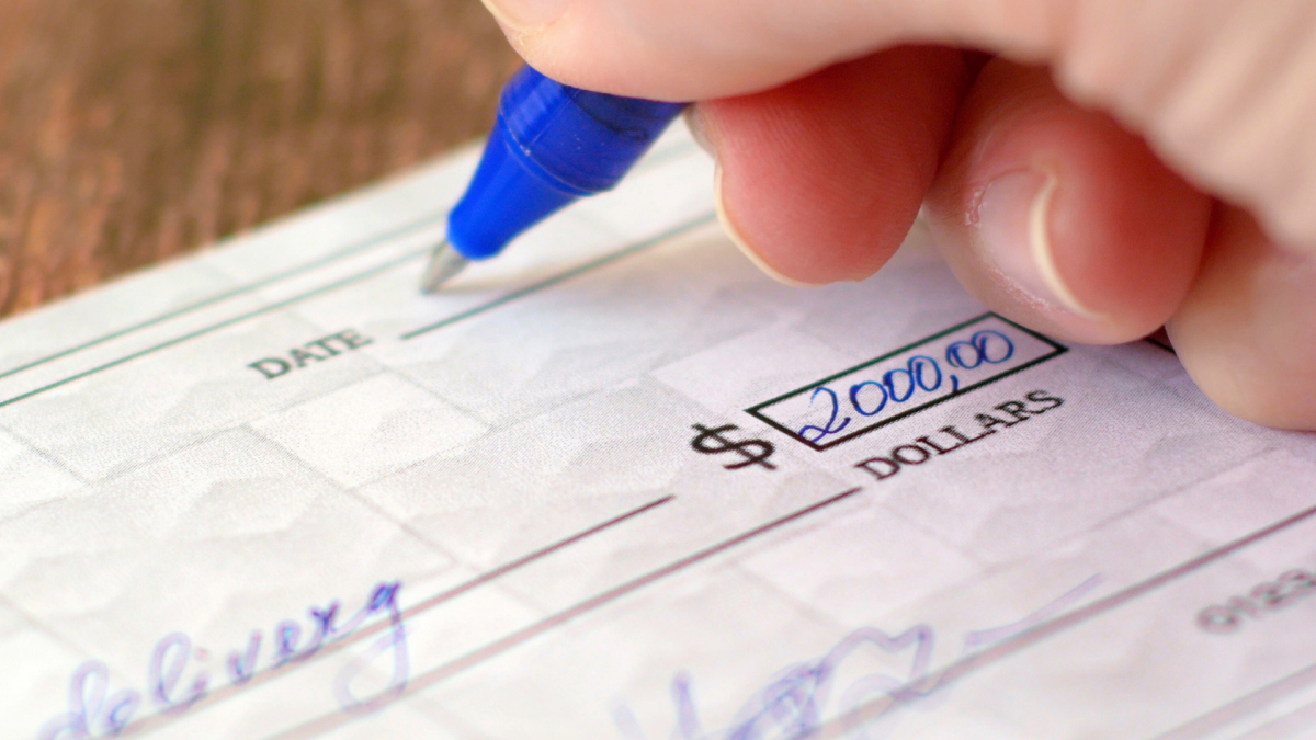 How to Select the Ideal Checking Account | Mytour