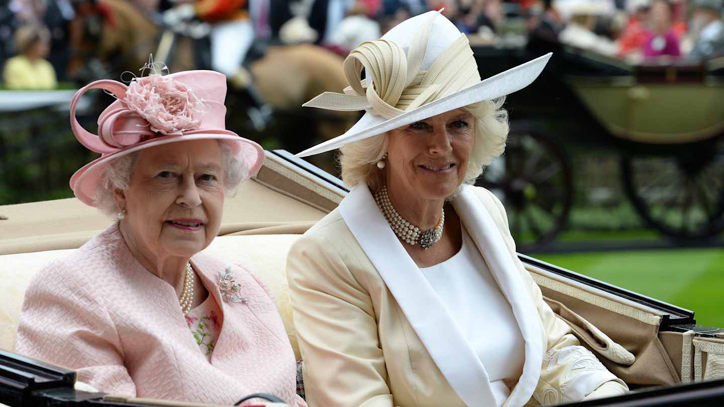 Understanding the Difference Between a Queen and a Queen Consort