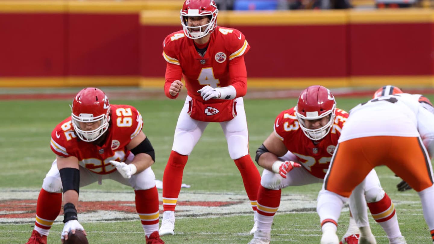 Why do quarterbacks shout 'Hut' during a game?