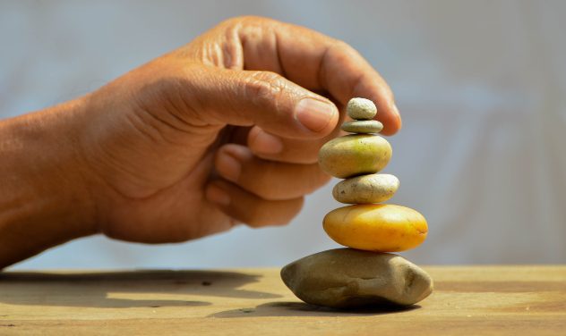 10 Amazing Structures That Appear to Defy Gravity - Mytour