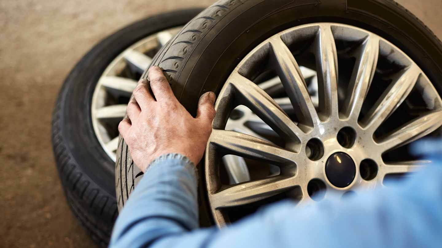 Hubcaps vs. Rims: Understanding the Key Differences