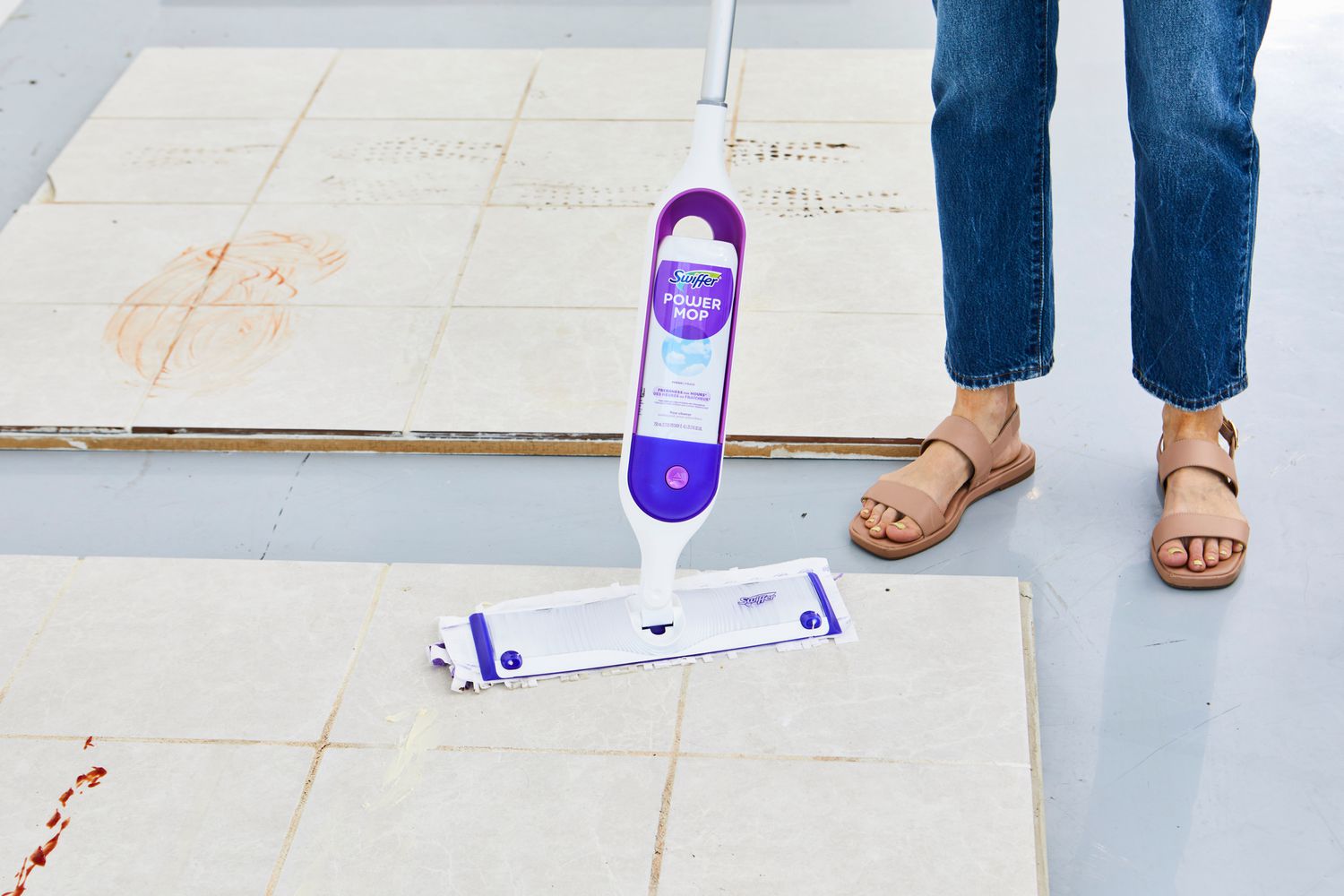 Mytour's Lab tested 16 models of spray mops, highlighting the best ...