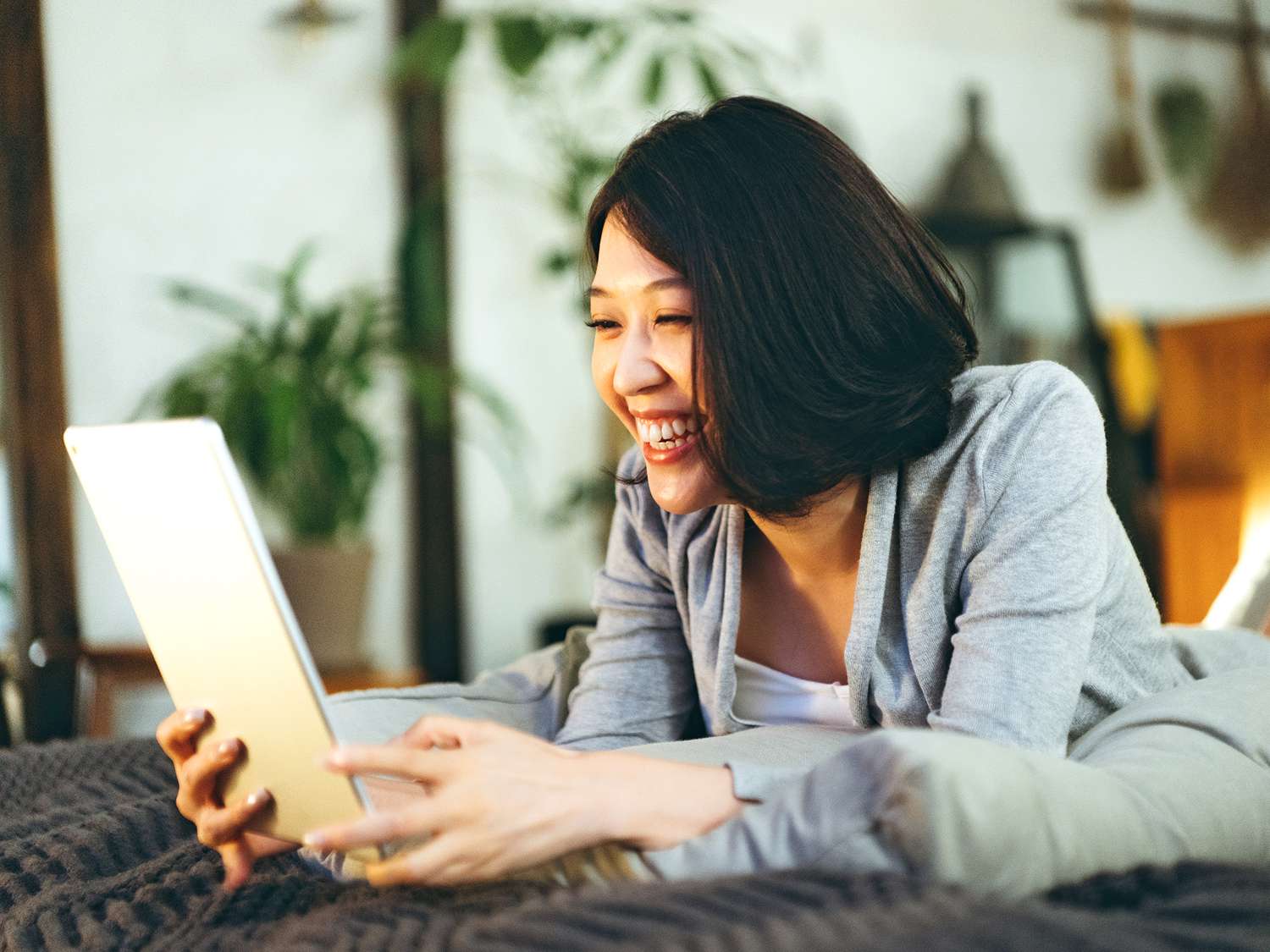 20+ Online Games to Enjoy When Distance Keeps You Apart