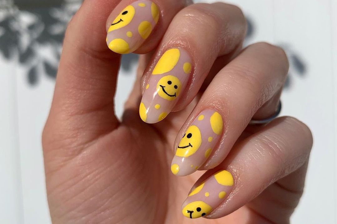 12 Adorable Nail Art Designs Featuring Smiley Faces