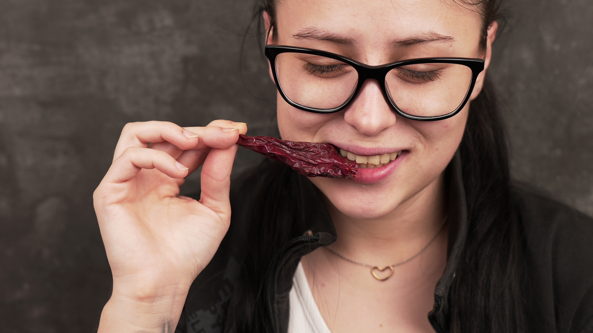 Cách xử lý bỏng do ớt cay hiệu quả