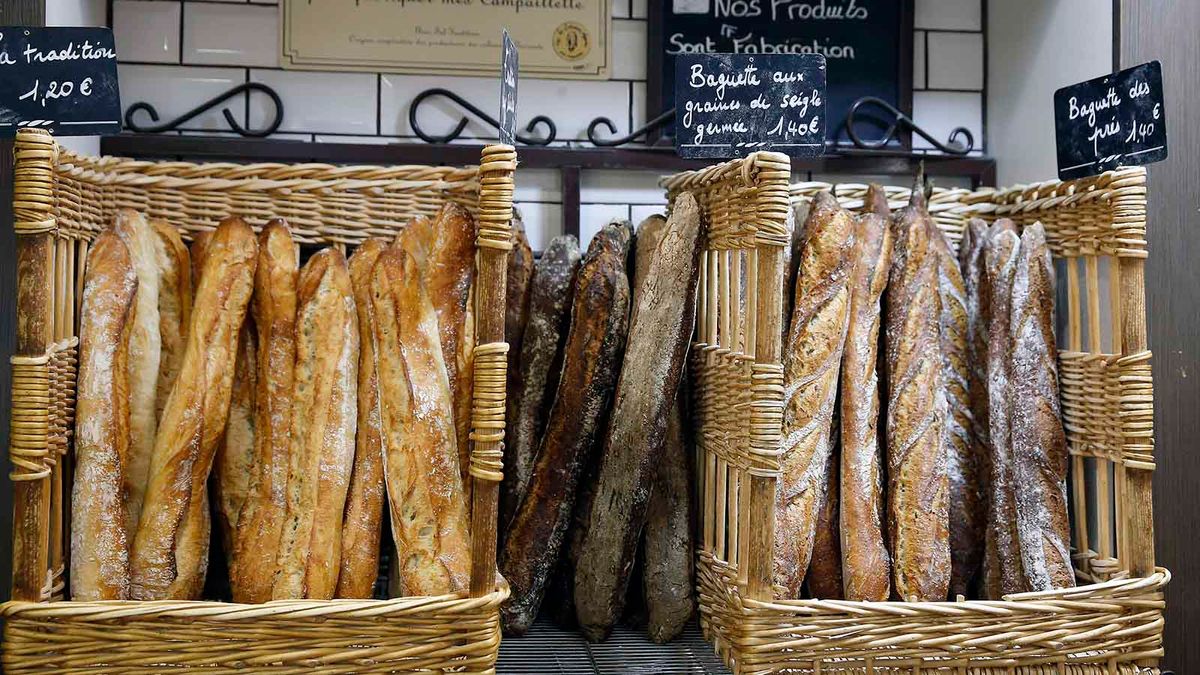 The French Baguette Earns UNESCO World Heritage Recognition | Mytour