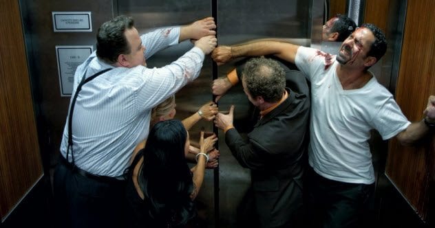 10 Terrifying Elevator Disasters From History - Mytour