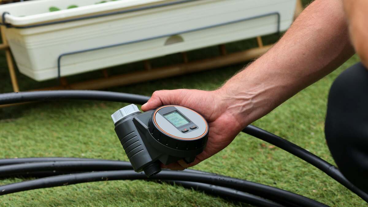 The Benefits of Using a Smart Hose Timer | Mytour