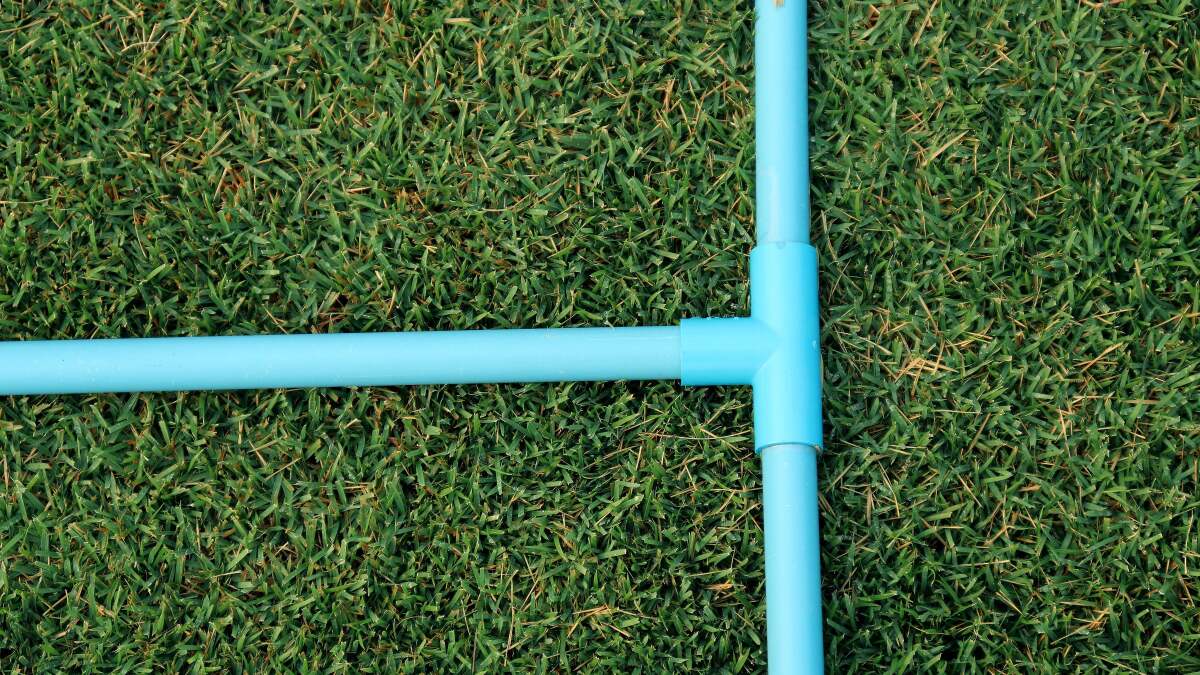 Create Your Own DIY Automatic Watering System for Your Garden | Mytour