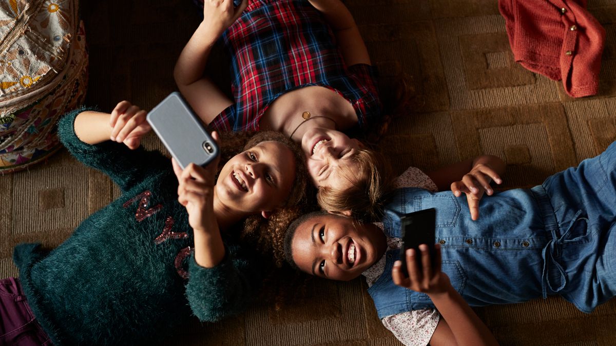 Understanding Emotional Shifts During Adolescence | Mytour