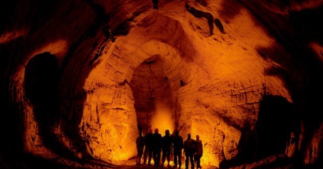 10 Bizarre Stories of Underground Societies - Mytour