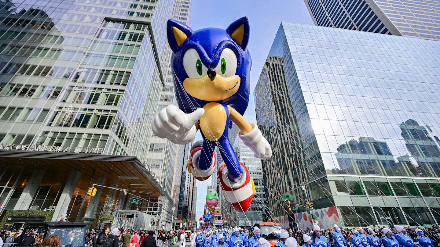 8 Notorious Incidents Involving Macy’s Thanksgiving Day Parade Balloons