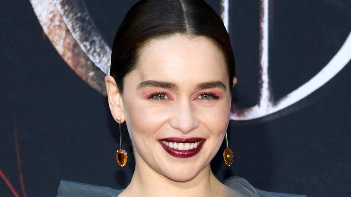 Emilia Clarke Revealed Game of Thrones' Ending to Her Mother, Yet It Seems to Have Slipped Her Mind