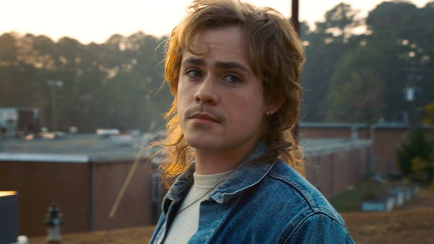 A New Theory About Stranger Things Suggests the Season 3 Monster Could ...