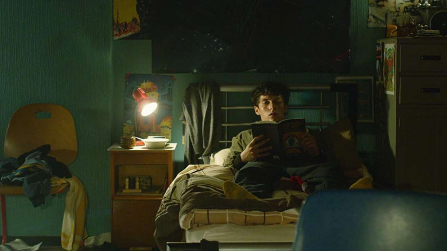 'Bandersnatch,' the interactive episode of *Black Mirror*, lets viewers ...