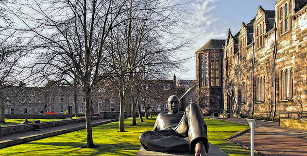 10 Spine-Chilling Haunted College Campuses - Mytour