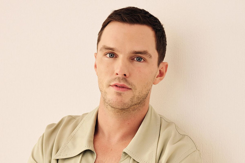Diễn viên Nicholas Hoult chia sẻ về nỗi sợ tuổi thơ và hành trình đến ...